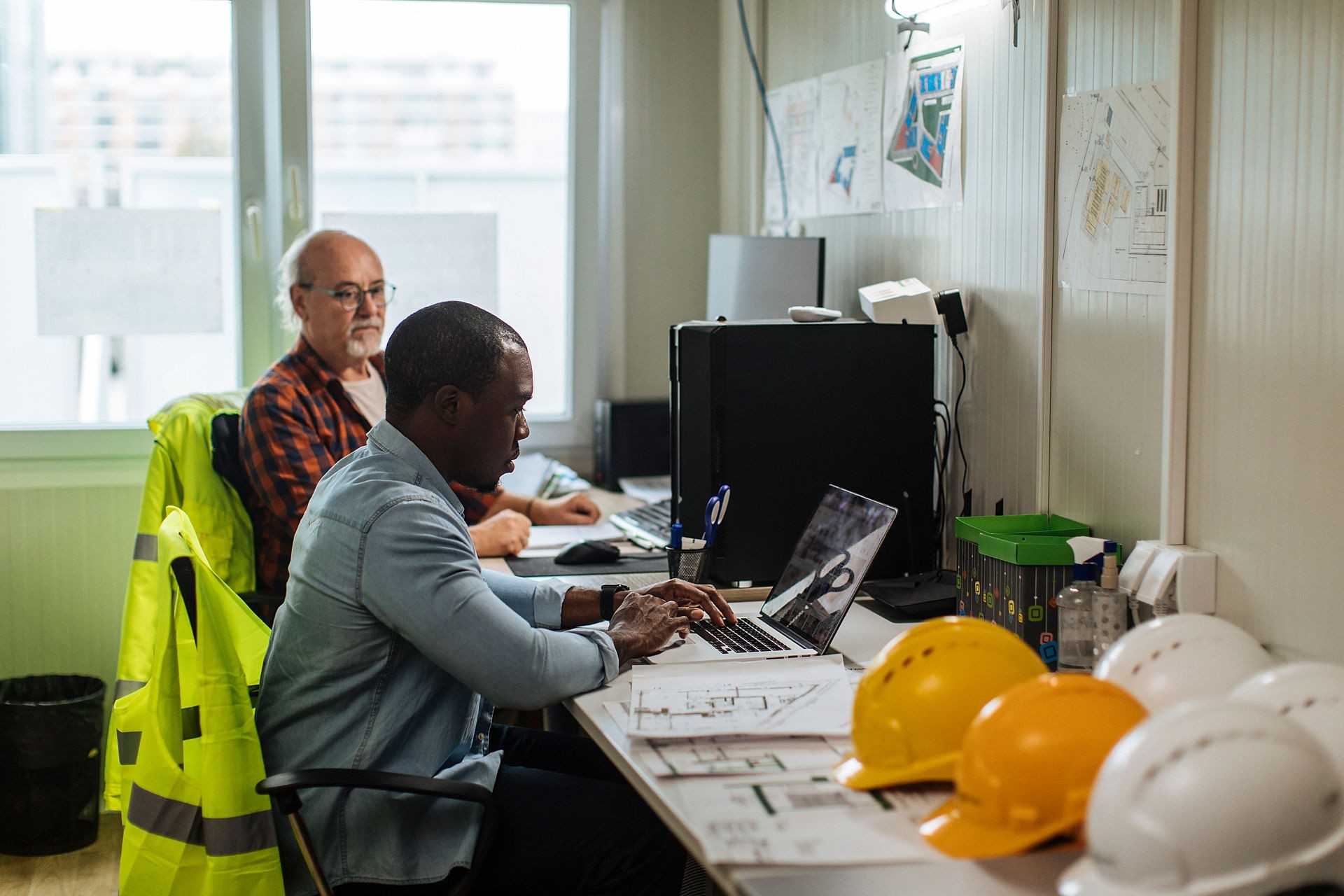 Nyansatt i hus? Dette må du ha på plass som arbeidsgiver | SpareBank 1